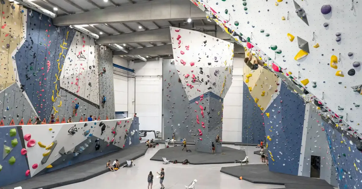 Rocodromo En Gavà | Descubre Sharma Climbing Gavà
